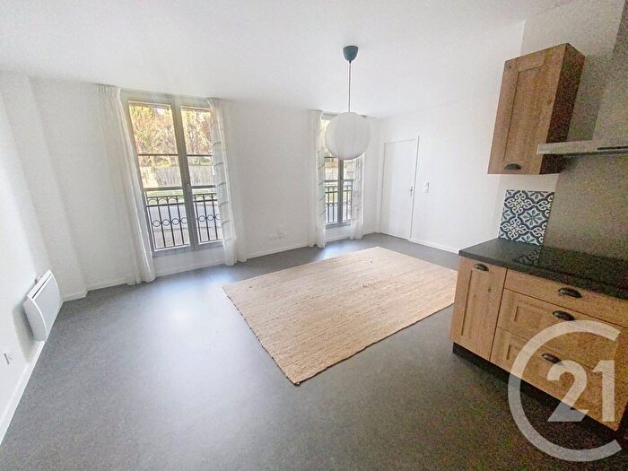 Appartement à louer - Orry-la-Ville - 2 pièces - 1 chambre