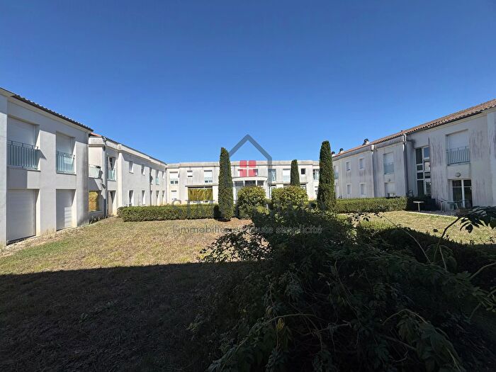 Échillais - Appartement 2 pièces à vendre