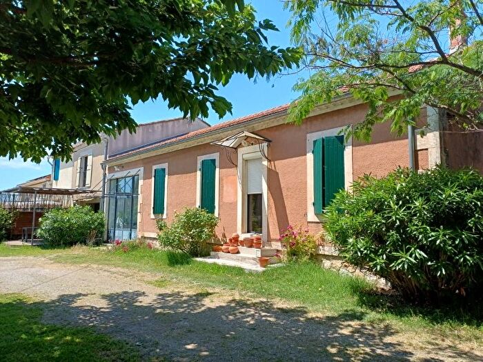 Maison à vendre - Mollégès - 7 pièces - 5 chambres