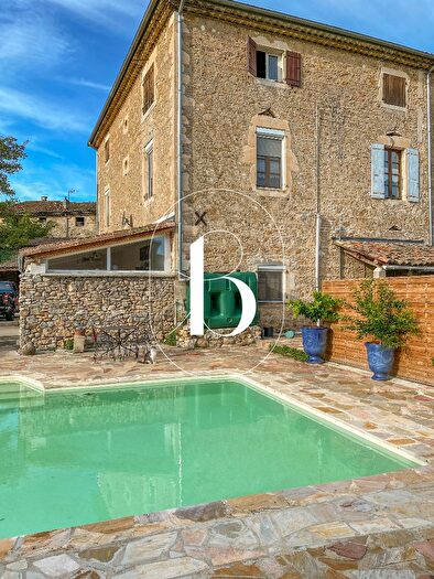 Maison à vendre - Salavas - 10 pièces - 4 chambres