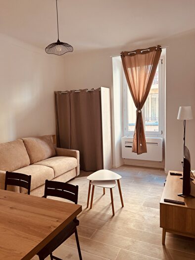 Appartement 1 pièce à louer à Nice, Médecin