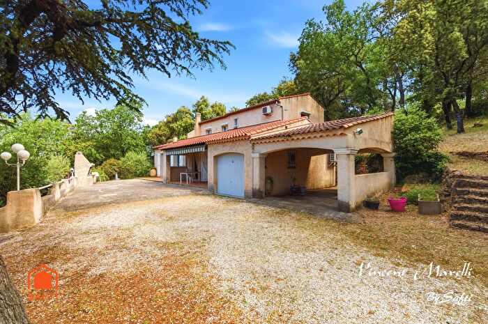 Brignoles, Centre-ville, Vieille ville : Maison 4 pièces à vendre