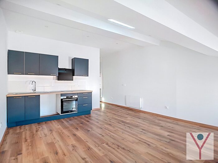 Appartement à vendre - Thoissey - 2 pièces - 1 chambre