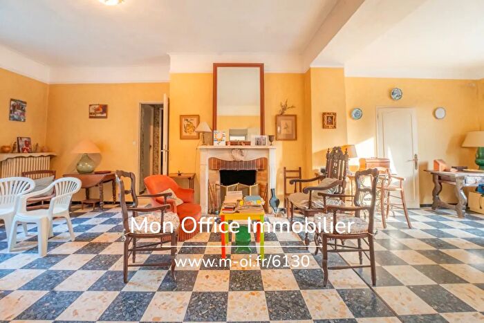 Maison à vendre - Aix-en-Provence, Luynes - 4 pièces - 3 chambres