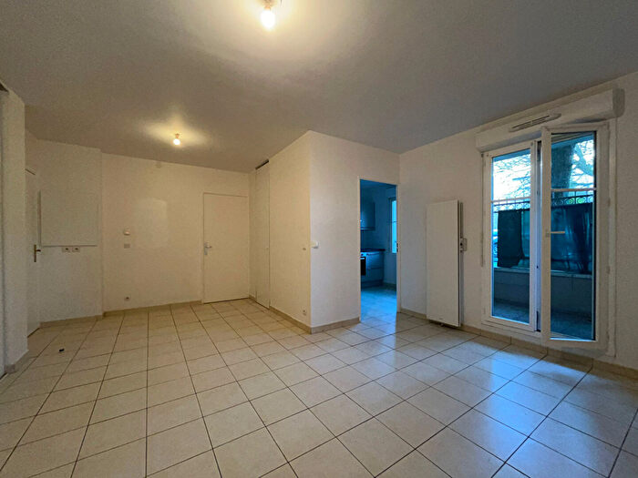 Appartement à vendre - Trappes, Village, Cité Nouvelle - 3 pièces - 2 chambres