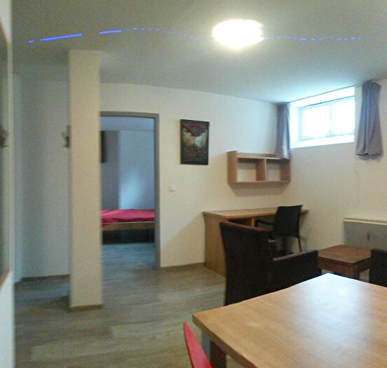 Appartement à louer - Clermont-Ferrand, Vallières, Sallins, Poncillon - 2 pièces - 1 chambre