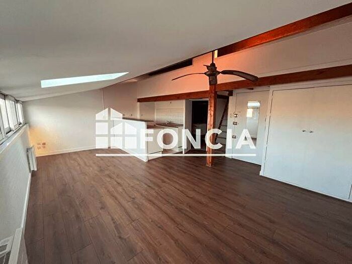 Appartement à louer - Nansouty, Saint Genès, Bordeaux - 1 pièce