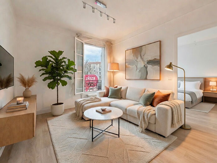 Appartement à vendre - Issy-les-Moulineaux, Les Iles, La Ferme - 2 pièces - 1 chambre