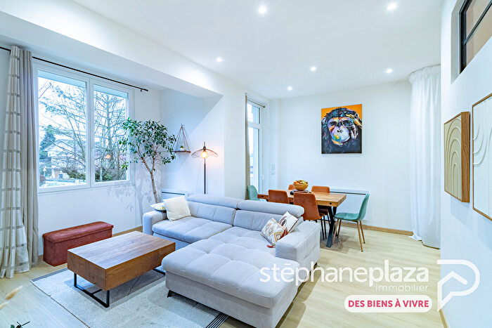 Appartement à vendre - Ceyzériat - 3 pièces - 2 chambres