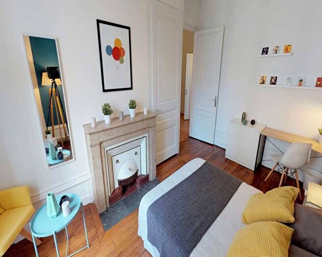 Appartement à louer - Part-Dieu, Lyon ème arrondissement - 3 pièces - 3 chambres