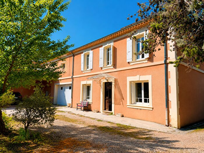Maison 8 pièces à Rochegude, à vendre