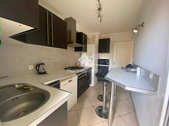 Appartement à vendre - Marseille e , La Timone - 4 pièces - 2 chambres