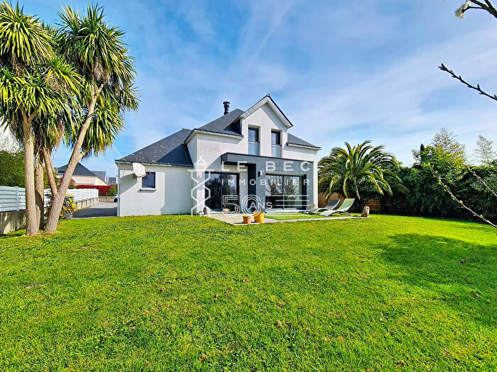 Maison à vendre - Kervignac - 8 pièces - 4 chambres