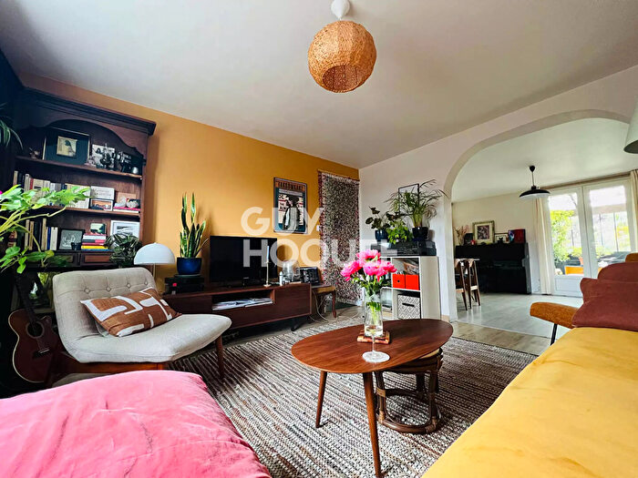 Maison à vendre - Theix - 8 pièces - 5 chambres