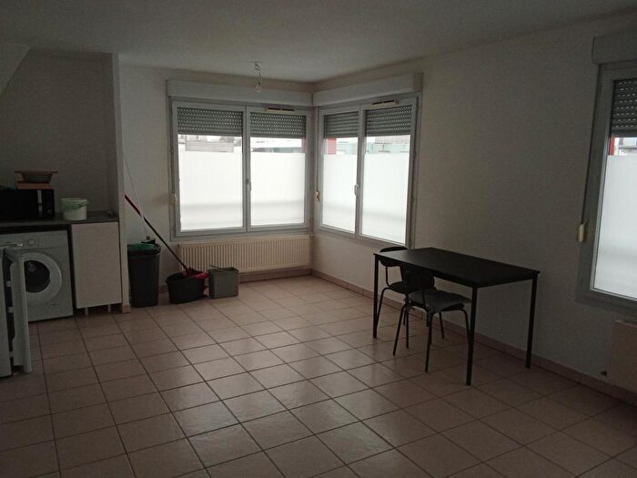 Appartement à louer - Grenoble, Village Olympique - 1 pièce