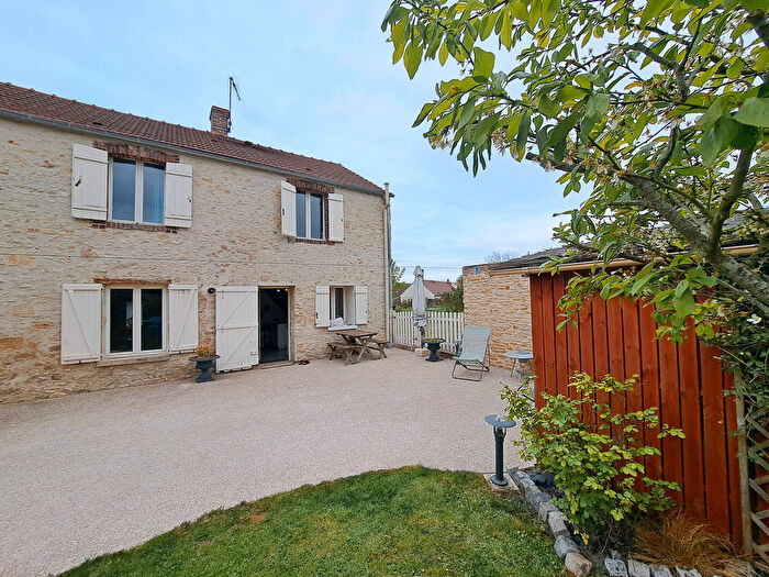 Maison à louer - Rully - 5 pièces - 3 chambres