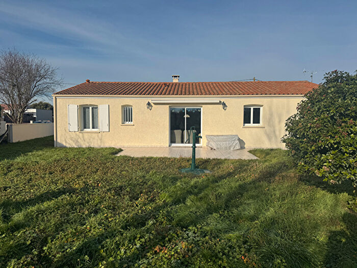 Maison à vendre - Semussac - 4 pièces - 3 chambres