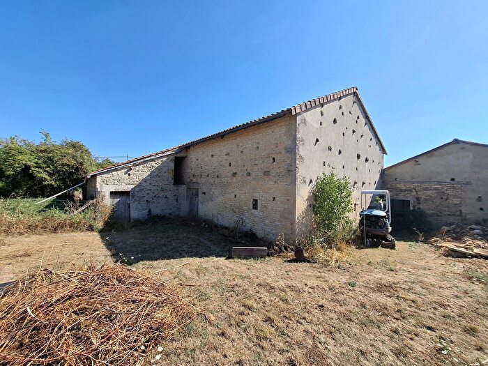 Sauzé-Vaussais : Maison 3 pièces à vendre