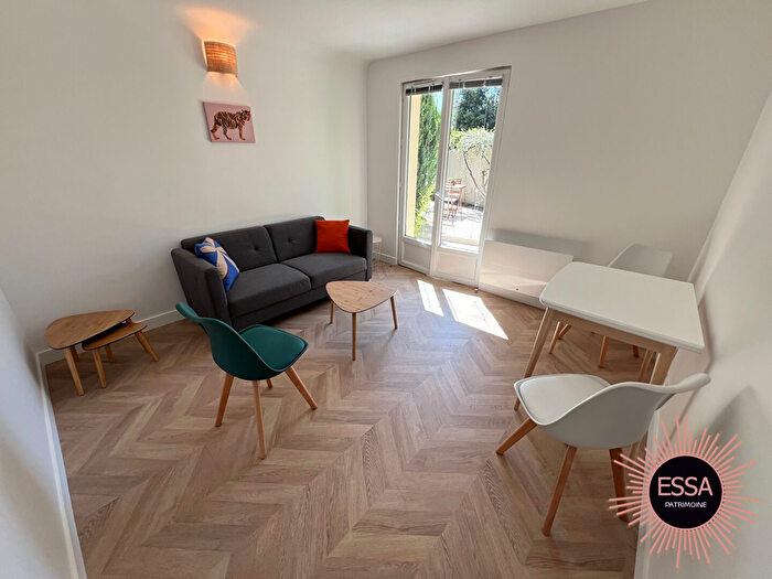 Appartement à louer - Viroflay, Louvre, Gare - 2 pièces - 1 chambre