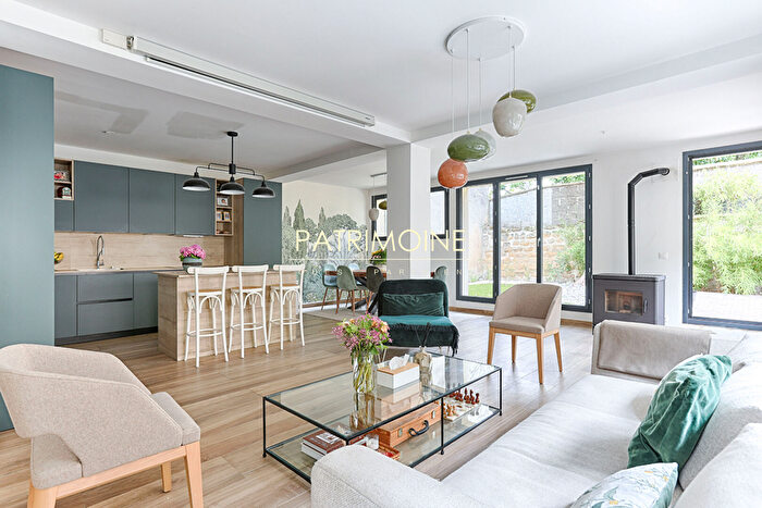 Rueil-Malmaison, Coeur de Ville : Maison 6 pièces à vendre