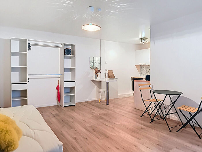 Appartement à louer - Cherbourg-Octeville, Centre-ville - 1 pièce - 1 chambre