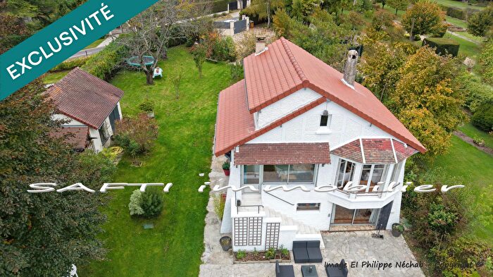 Maison à vendre - Moisson - 6 pièces - 4 chambres