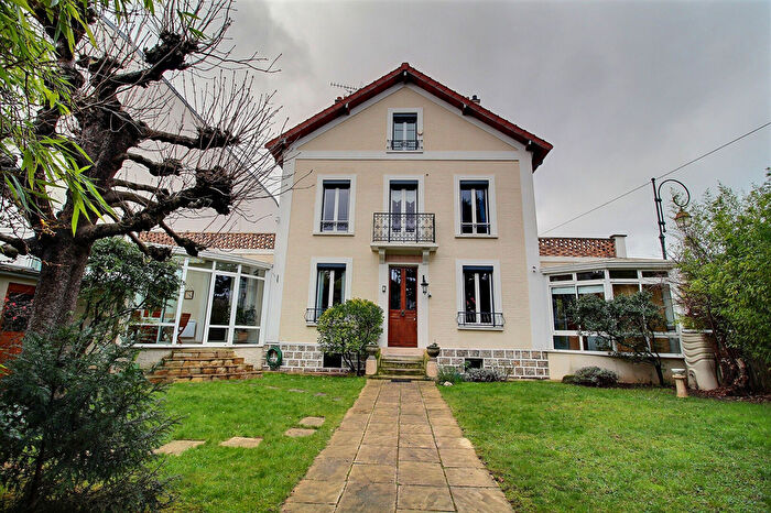 Maison à vendre - La Garenne-Colombes, Centre Nord, Gare, Mairie - 6 pièces - 4 chambres