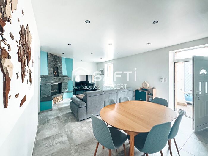 Thil : Maison 6 pièces à vendre
