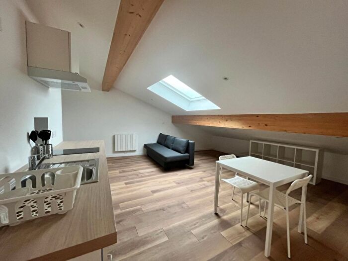 Appartement 1 pièce à louer à Saint-Étienne, Couriot, Tarentaise, Beaubrun