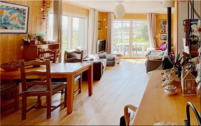 Maison à vendre - Thoiry - 5 pièces - 1 chambre