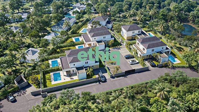 Maison à vendre - Saint-François - 4 pièces - 3 chambres