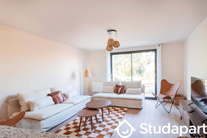 Brivazac, Pessac : Appartement 1 pièce à louer