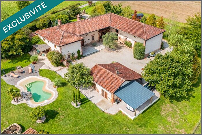 Maison à vendre - Sulignat - 7 pièces - 4 chambres