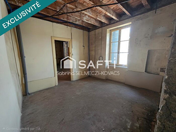 Virieu-le-Grand : Appartement 4 pièces à vendre