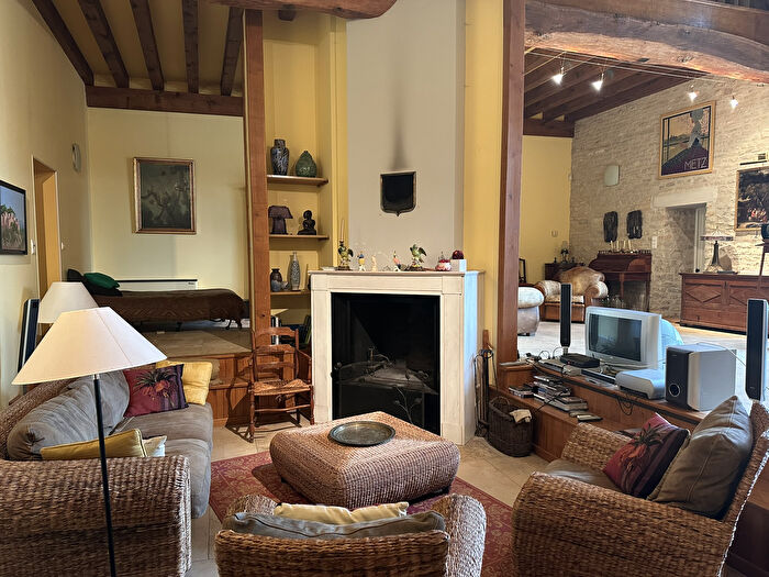 Maison à vendre - Montbard - 9 pièces - 4 chambres