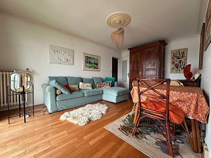 Appartement à vendre - Vannes - 5 pièces - 3 chambres