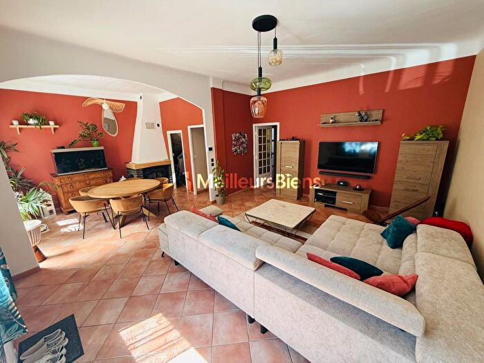 Villeneuve-la-Rivière - Maison 6 pièces à vendre