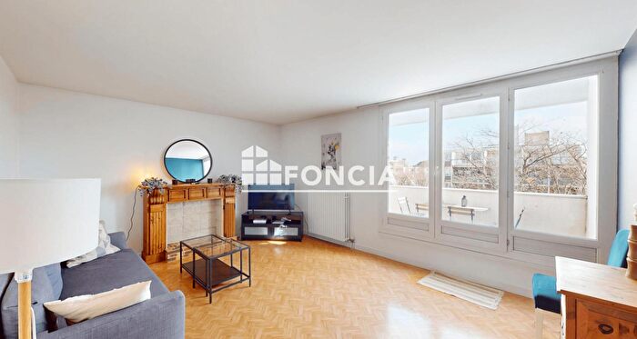 Appartement à vendre - Évry, Les Epinettes - 4 pièces - 3 chambres
