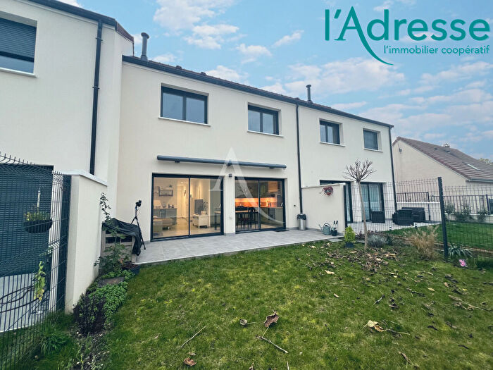 Maison à vendre - Champs-sur-Marne, Le Luzard, Picasso - 5 pièces - 3 chambres