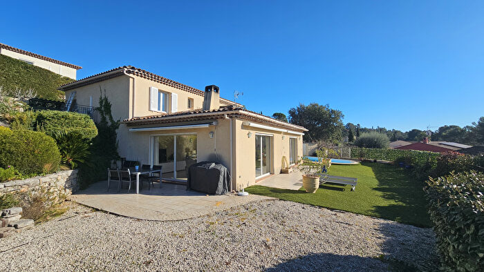 Maison à vendre - Fréjus, Caïs - 5 pièces - 4 chambres