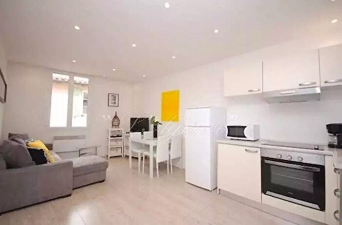 Appartement 3 pièces à louer à Vieux-Nice