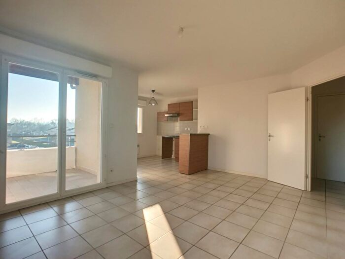 Appartement à louer - Pineuilh - 3 pièces - 2 chambres