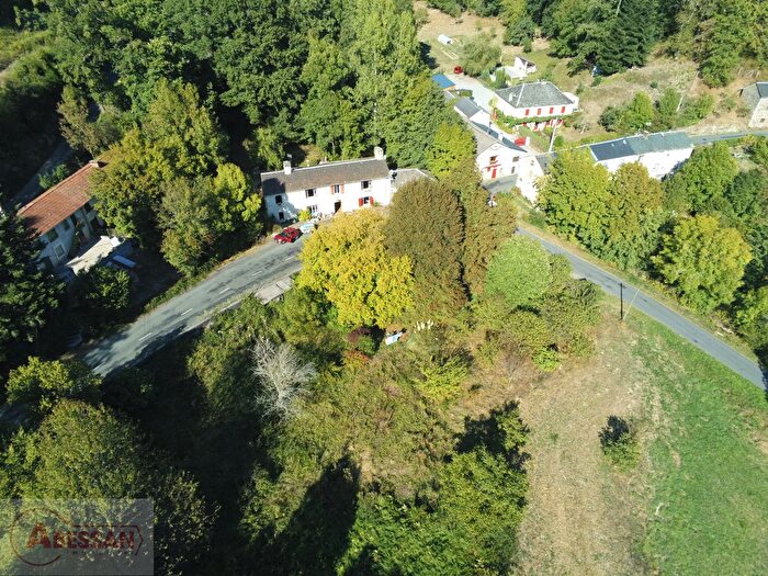 Maison à vendre - Saint-Pierre-de-Trivisy - 10 pièces - 3 chambres