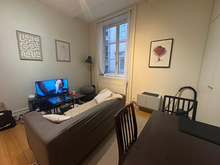 Appartement à louer - Terreaux, Lyon er arrondissement - 2 pièces - 1 chambre