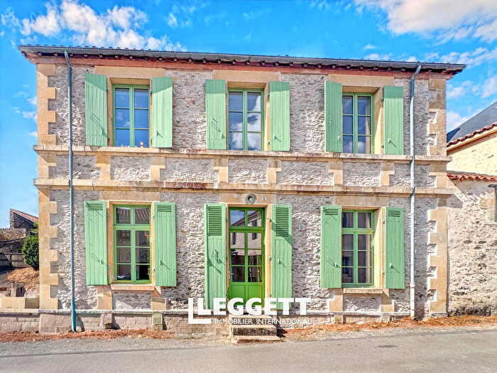 Maison 5 pièces à vendre à Vouvant
