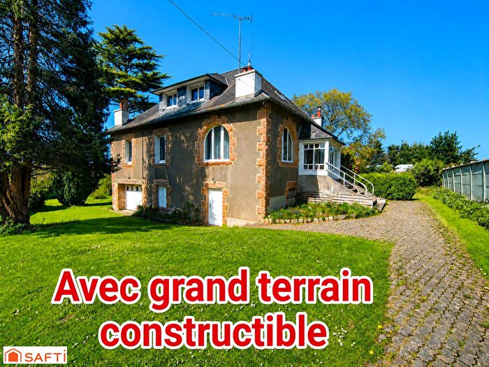 Maison 7 pièces à Plestin-les-Grèves, à vendre
