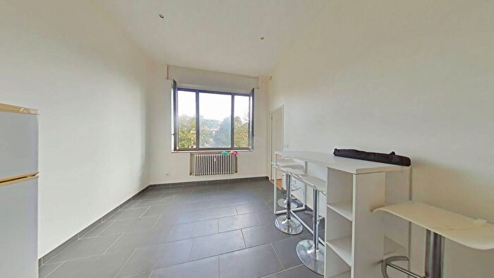 Appartement à louer - Saint-Étienne - 2 pièces - 1 chambre