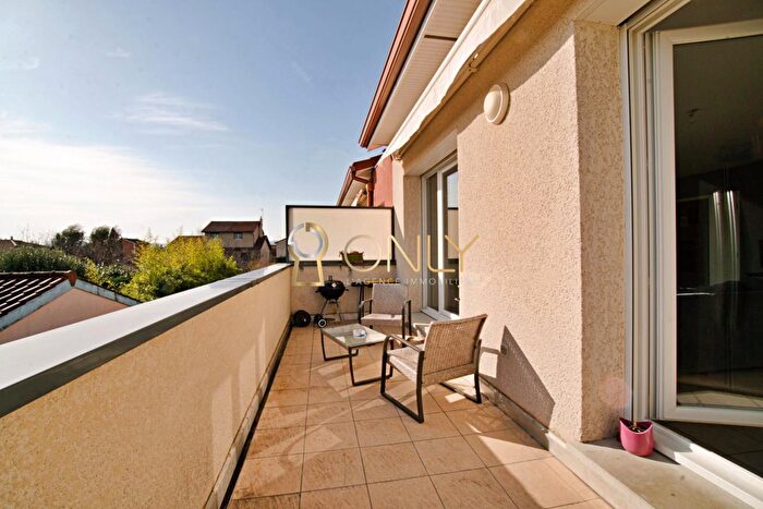 Appartement 3 pièces à Quincieux, à vendre