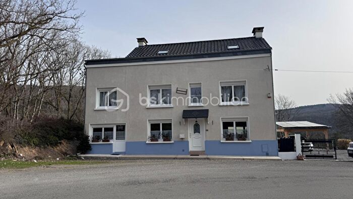 Maison à vendre - Monthermé - 7 pièces - 4 chambres