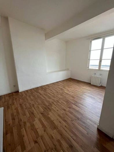 Verdun, Castelnaudary : Appartement 1 pièce à louer